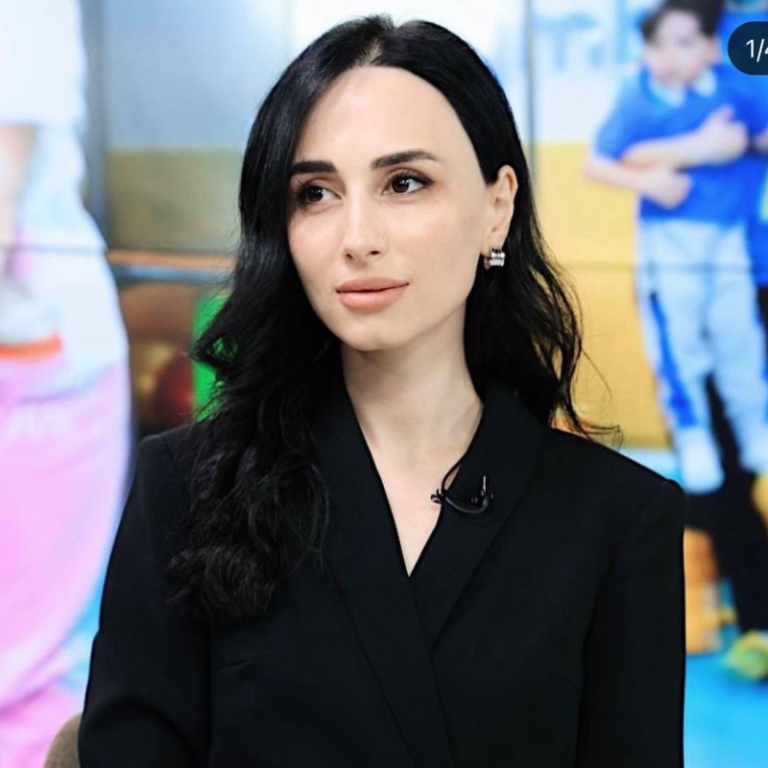 Grow 700k YouTube Subscribers by Only Uploading Twice a Month with ...